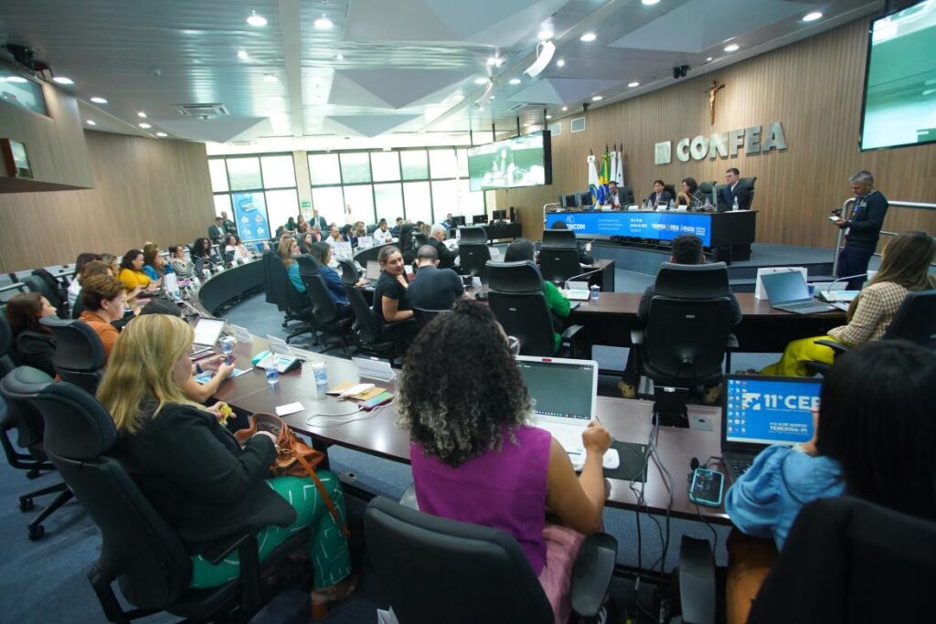 Profissionais de comunicação do Sistema reunidos no 5º Encom – CREA – PI